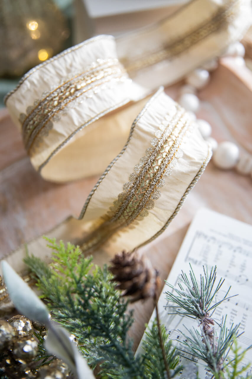 Christmas Tree Ribbon - Decorator's Warehouse